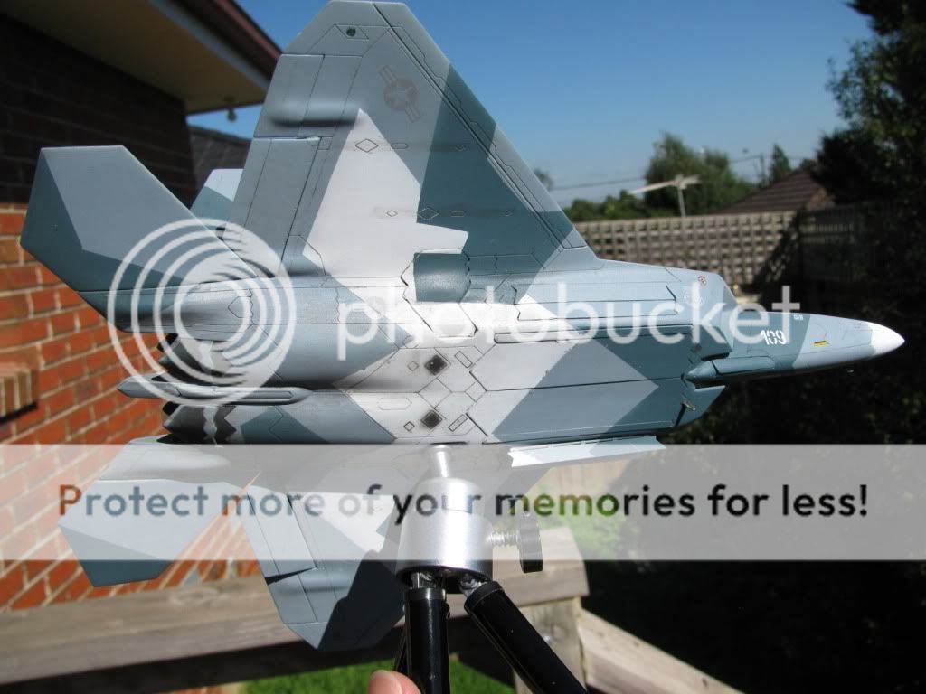 In-flight F-22 Aggressor, Italeri's Raptor (1/72)